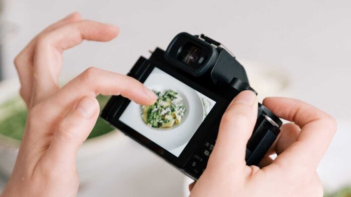 G100D by Panasonic Features USB-C and Stunning OLED EVF - PXLMAG.com